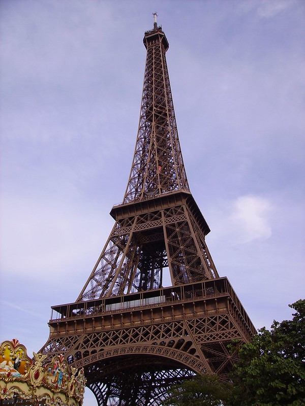 The Eiffel Tower: The Tower to Top all Towers – PILOT GUIDES
