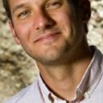 Hosts - PILOT GUIDES