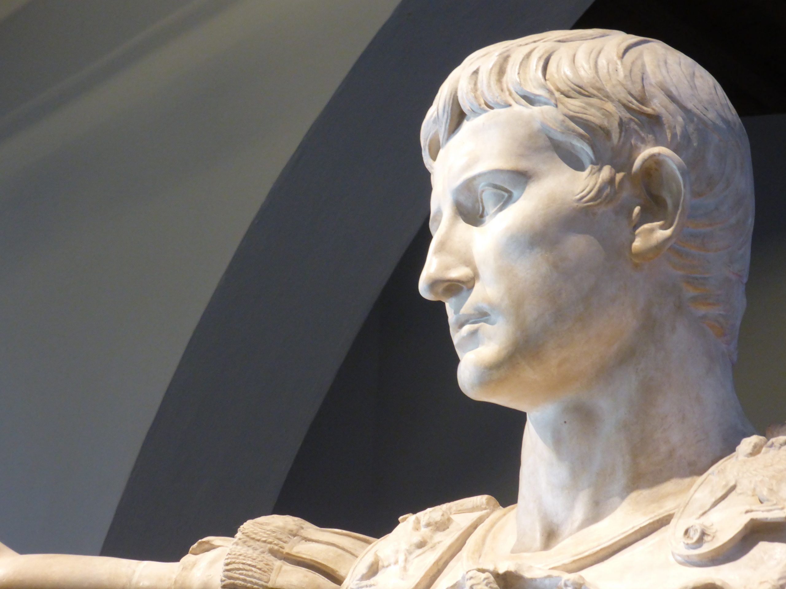 The Roman Empire - PILOT GUIDES